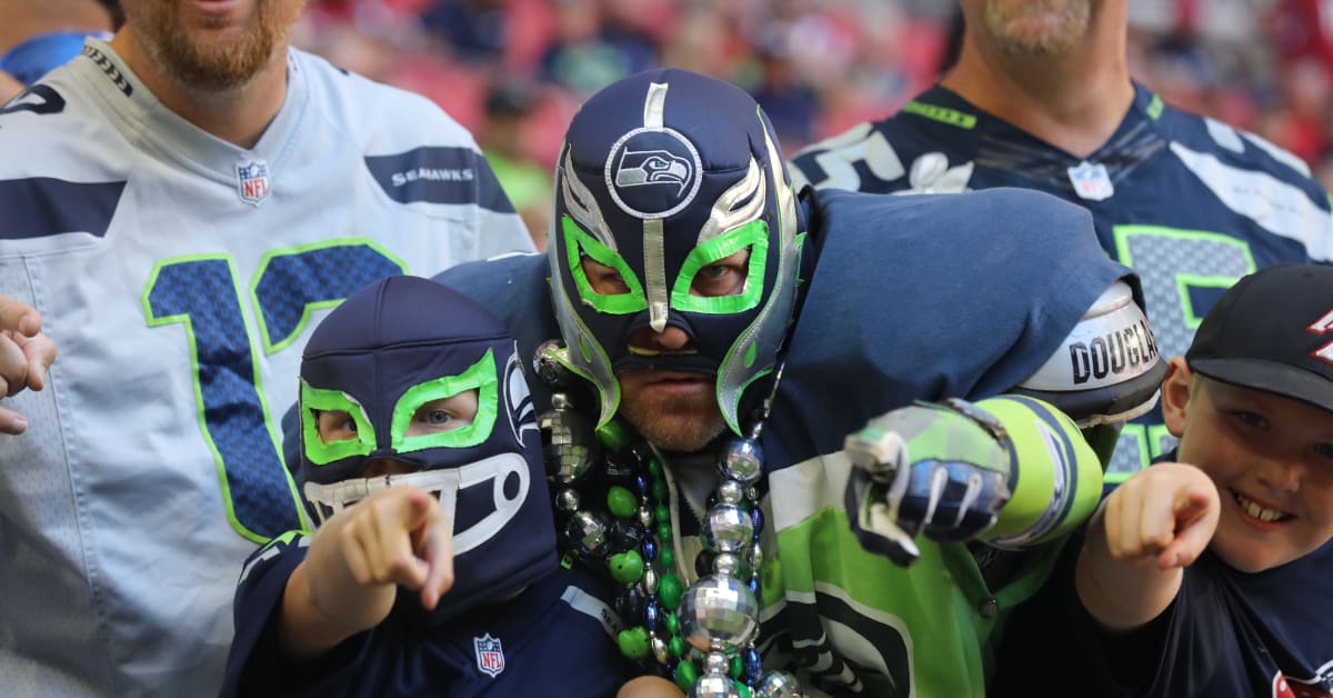 The Seahawks' throwbacks are here, and they're spectacular