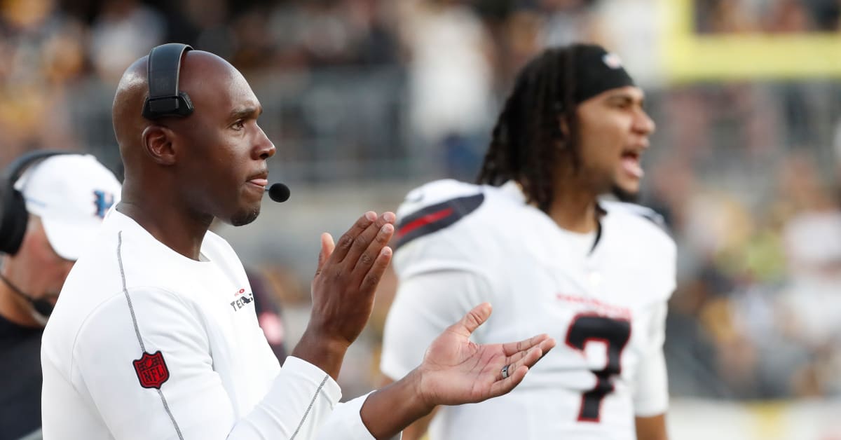 DeMeco Ryans has a simple but loud message for WR Stefon Diggs heading ...