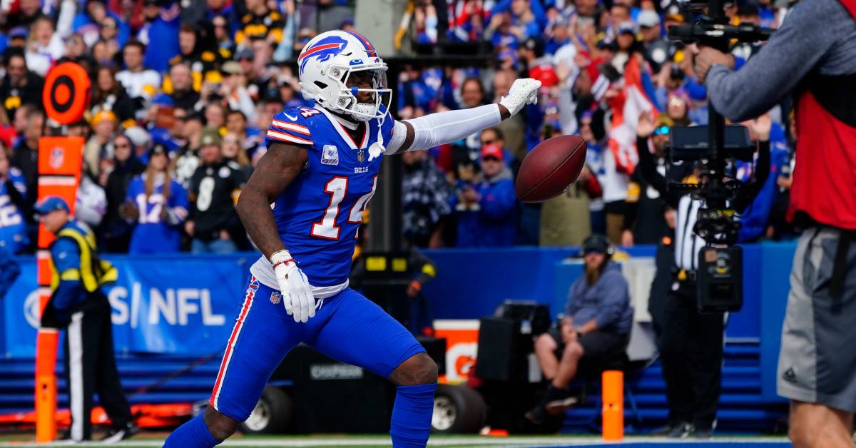 Legendary WR shuts down absurd Stefon Diggs controversy