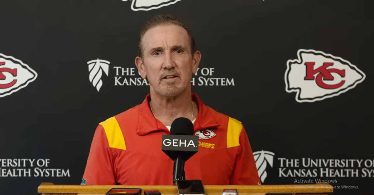 Chiefs DC Steve Spagnuolo can see Bryan Cook as the 'quarterback' on ...