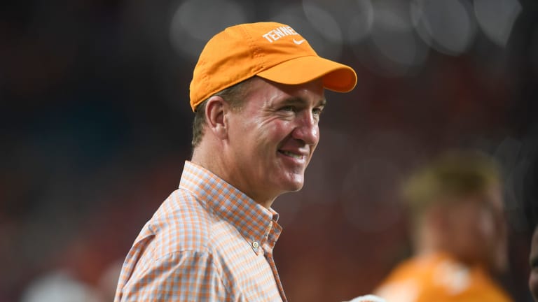 Peyton Manning joins the University of Tennessee faculty
