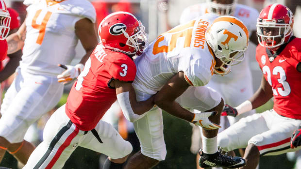 Former Georgia Bulldogs star Tyson Campbell makes history cashing in ...