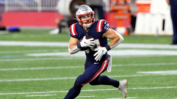 Former Patriots running back Rex Burkhead retires after 10 seasons in ...