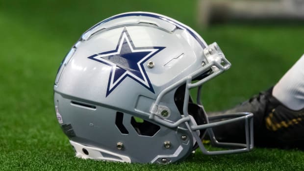 First look at Dak Prescott's new weapon in a Cowboys uniform