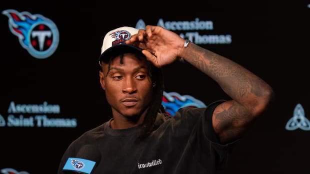 Titans WR DeAndre Hopkins speaks on Derrick Henry's value