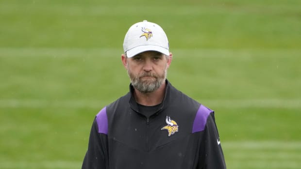 Vikings OC Wes Phillips arrested ahead of Week 14 game vs. Raiders