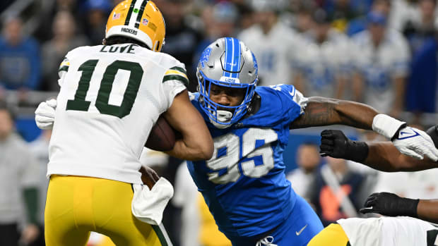 The chances of Za'Darius Smith returning to the Lions are starting to ...