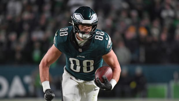 Eagles open to trading two big-name players but one is clearly a ...