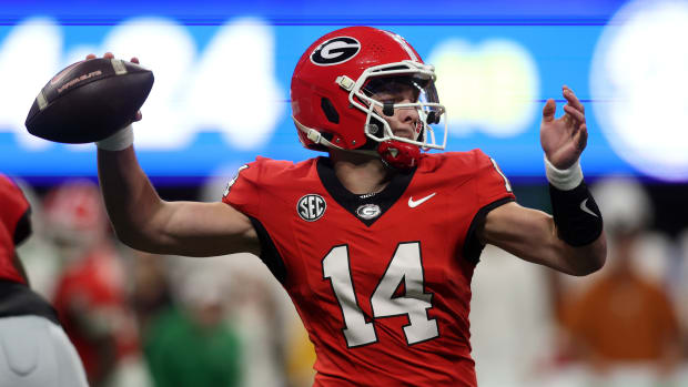 Latest Georgia football QB update means it's officially time for Gunner ...