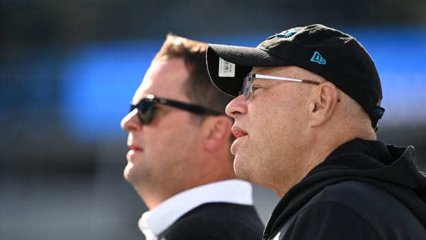 Panthers fire Scott Fitterer after 2-15 season