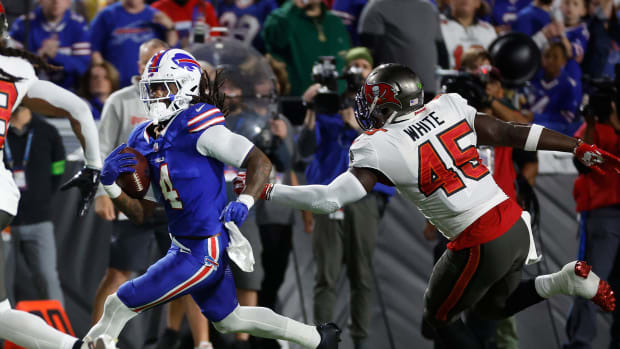 Devin White isn't doing himself any favors with the Buccaneers