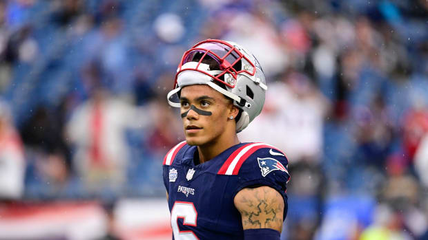 Patriots CB Christian Gonzalez named Defensive Rookie of the Month