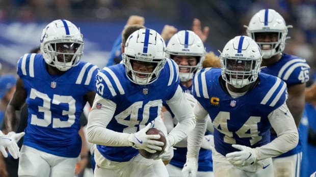 Two young Colts defenders made big plays to help the team pick up their ...