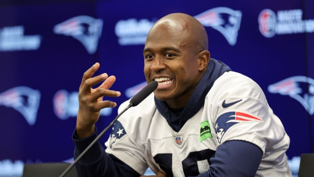 Patriots insider clarifies longtime captain Matthew Slater's new 'full ...