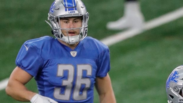 Lions' running back Jake Funk marries former The Bachelor winner