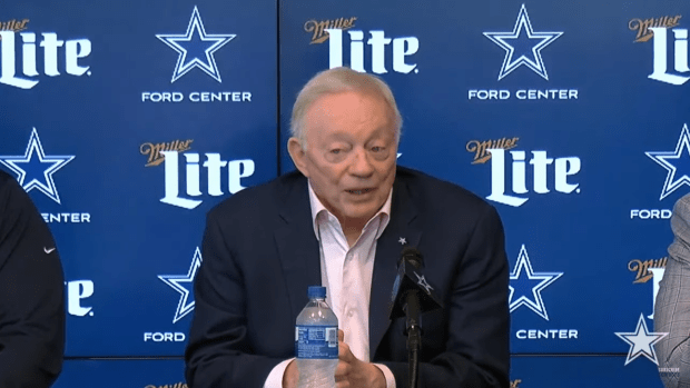 Jerry Jones contradicts himself on famous all-in statement