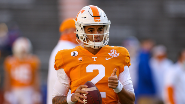 Former Tennessee Vols QB works out for NFL franchise as training camps ...