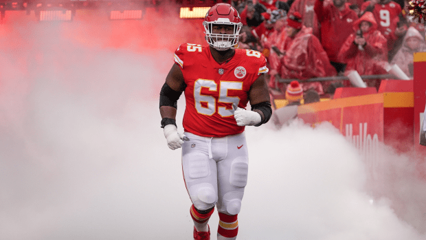 Former Vols OL Trey Smith gives his take on 'The Real UT' during Chiefs ...