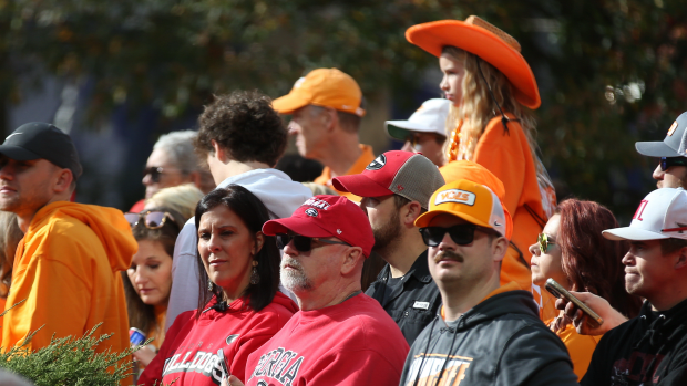 How Tennessee fans can make a Georgia superfan wear Vols gear for the ...