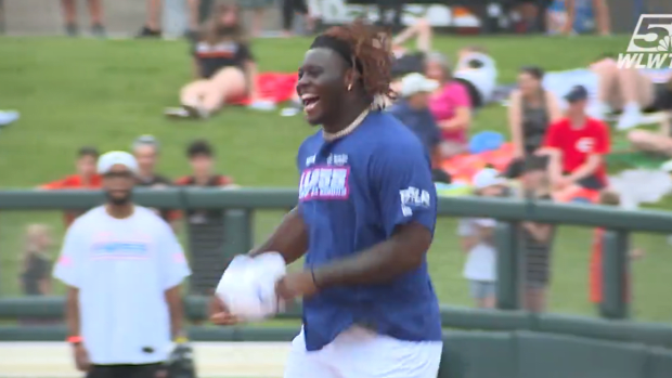 Bengals' first-round pick Amarius Mims pulls off highlight reel play in ...