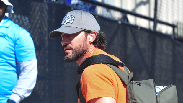 Vols baseball coach Tony Vitello sends warning to fans ahead of ...