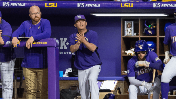 LSU Baseball coach gives thoughts on playing Tennessee in College World ...