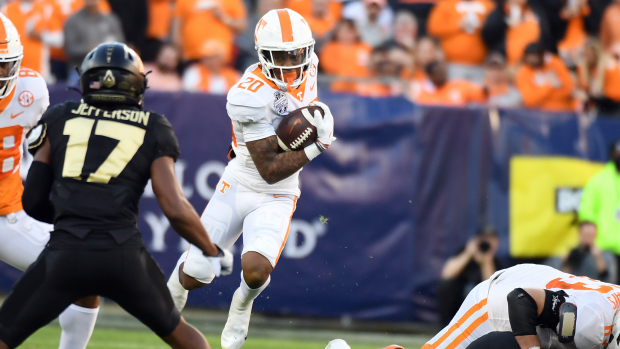 ESPN announcer tells story that will have Tennessee Vols fans livid for ...