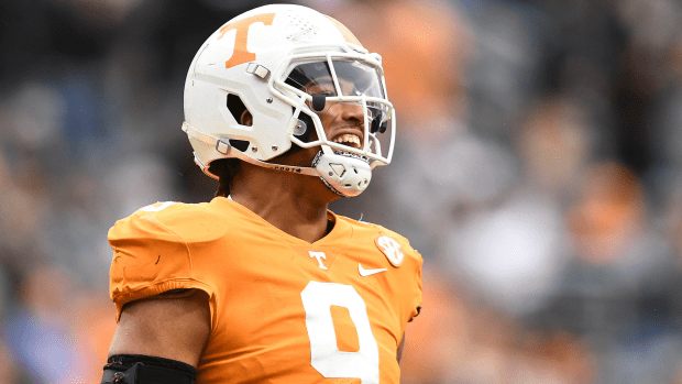 Where Vols defender Tyler Baron lands in early 2024 mock draft
