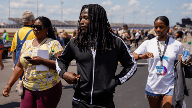 Former Tennessee Vols RB Alvin Kamara names his favorite NASCAR drivers