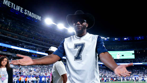 Dez Bryant might ve correctly guessed Cowboys next free agency signing at running back