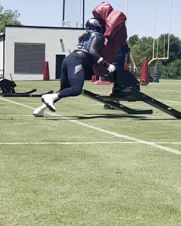 Titans OL coach Bill Callahan gives glowing review of JC Latham, his OL ... Titans OL coach Bill Callahan gives glowing review of JC Latham, his OL ...