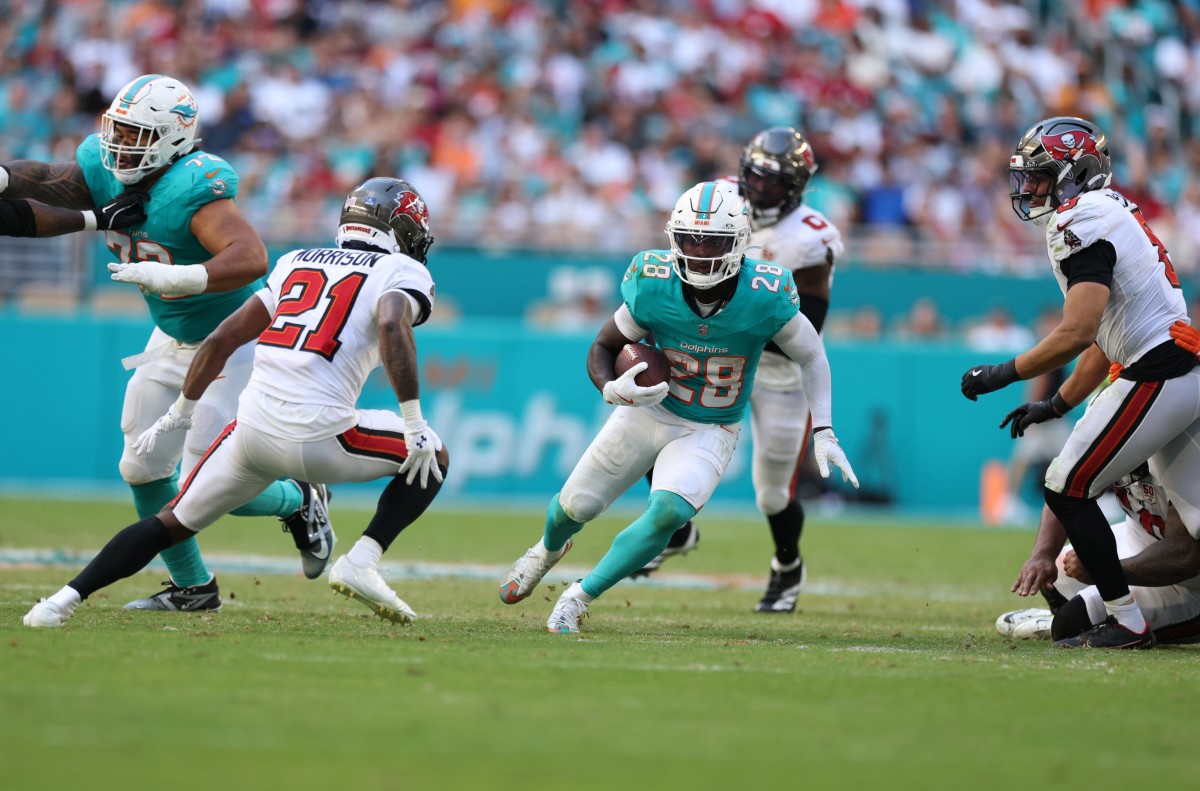 The Dolphins’ win over the Bucs narrows Miami’s 2026 NFL Draft fate ...