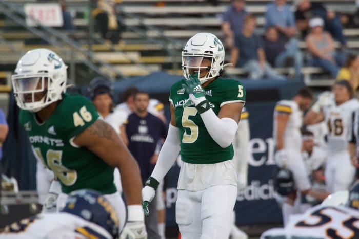 Patriots sign Marte Mapu to rookie contract