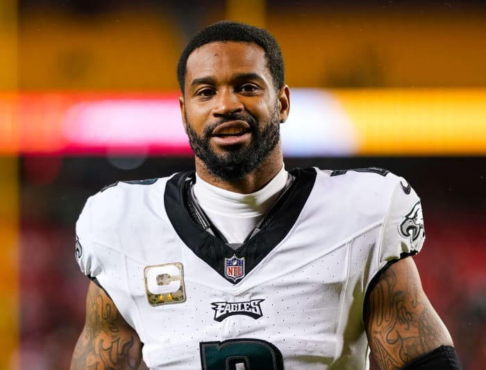 Eagles' Darius Slay says it's been 'amazing' having fellow CB Isaiah ...
