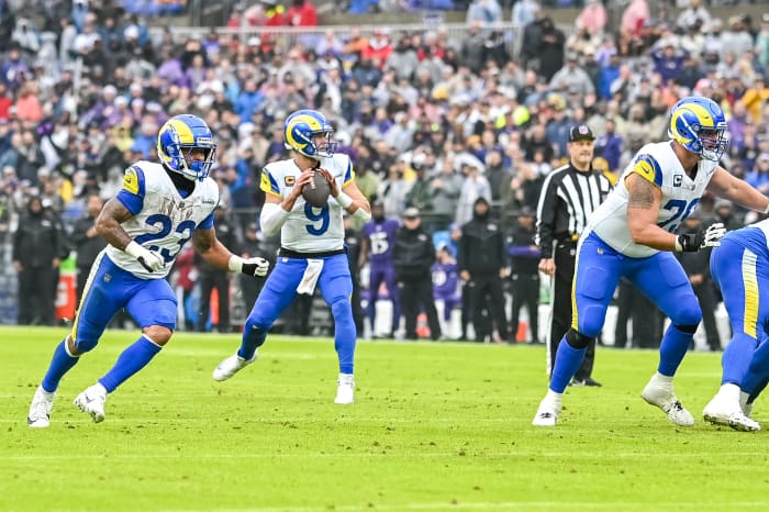 Rams' Matthew Stafford now has the weight of the world on his shoulders