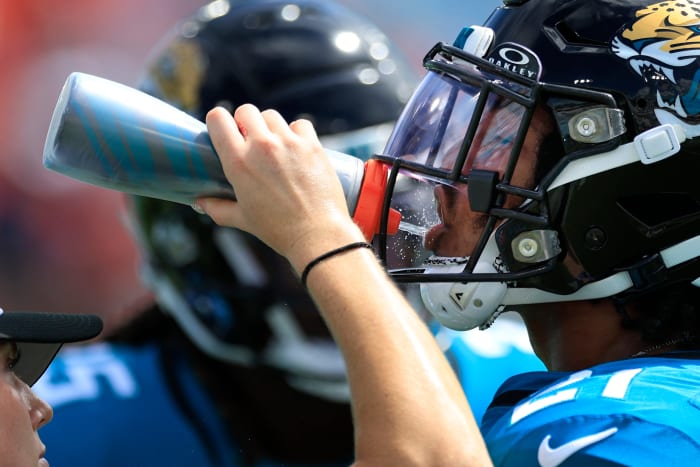 Jaguars rookie to be out the rest of the year after devastating news