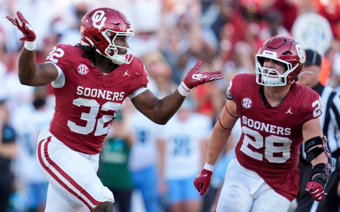 Oklahoma Sooners pass rusher R Mason Thomas explains the story behind ...