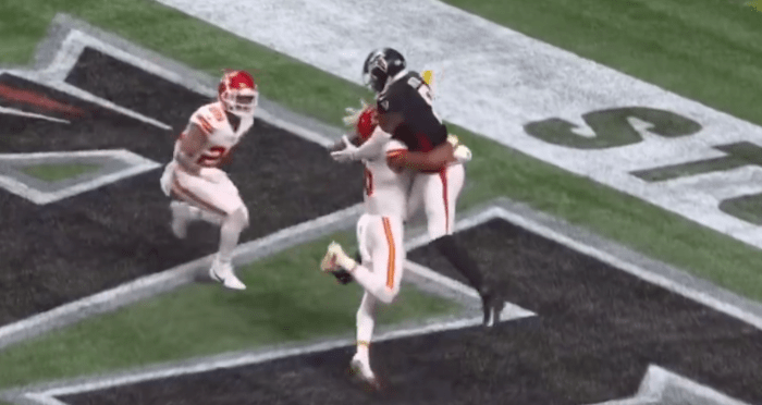 Atlanta Falcons HC Raheem Morris' answer on the missed DPI call against ...