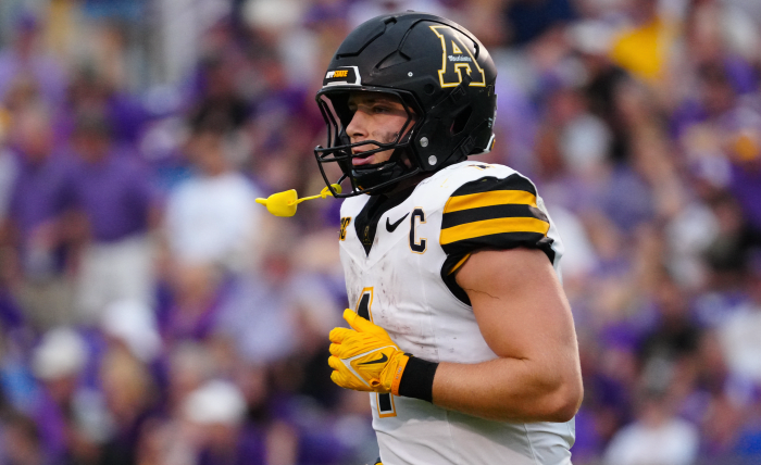 Former Tennessee player provides unique insight on UCLA transfer QB Joey Aguilar that bodes well ...