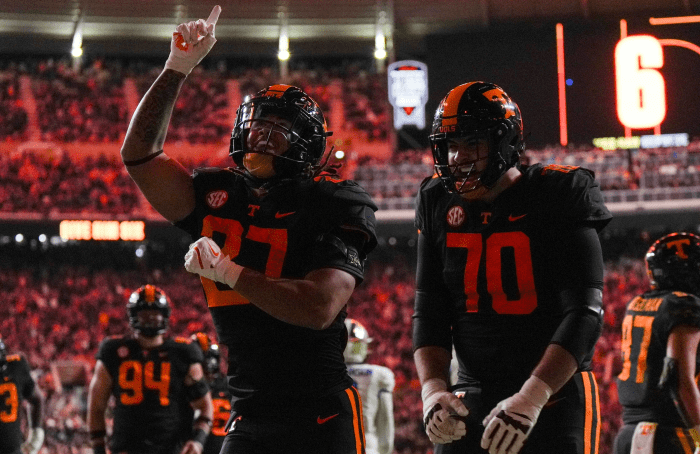 Tennessee Vols starter earns impressive SEC honor after regular season ...