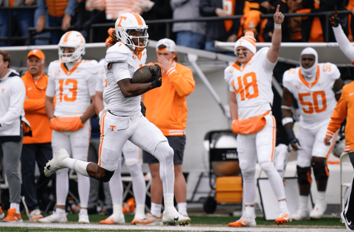 ESPN predicts the final score of first round playoff game between ...