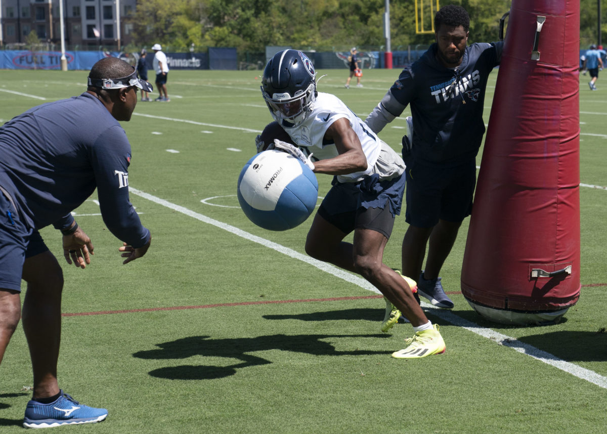 Tennessee Titans receiving corps still work in-progress