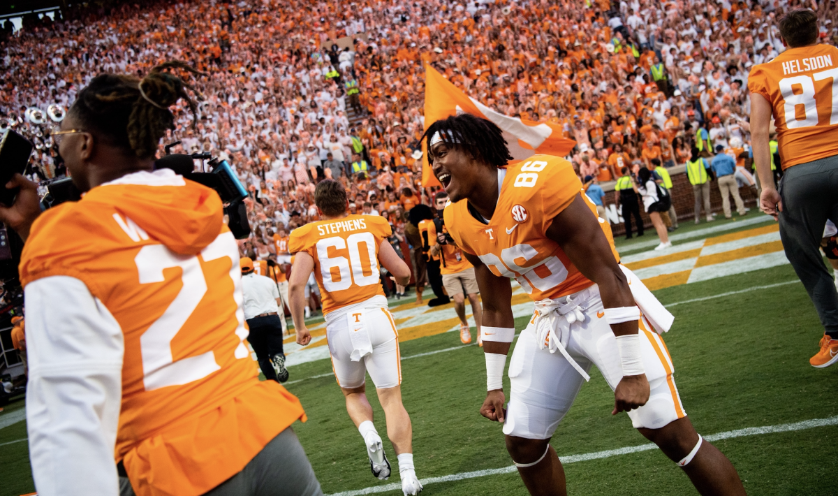 Watch: Tennessee Vols break out great tradition in locker room after win