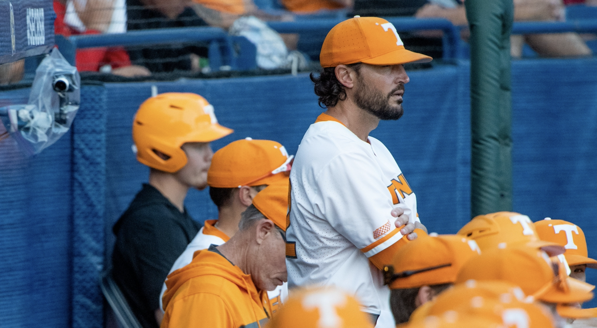Watch: Tennessee baseball coach Tony Vitello shows appreciation for ...
