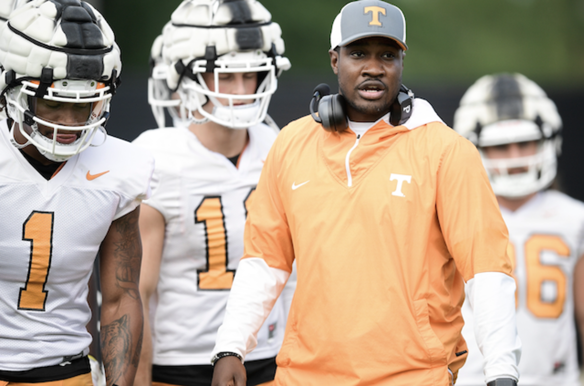 Rivals national columnist makes disastrous prediction for Tennessee ...