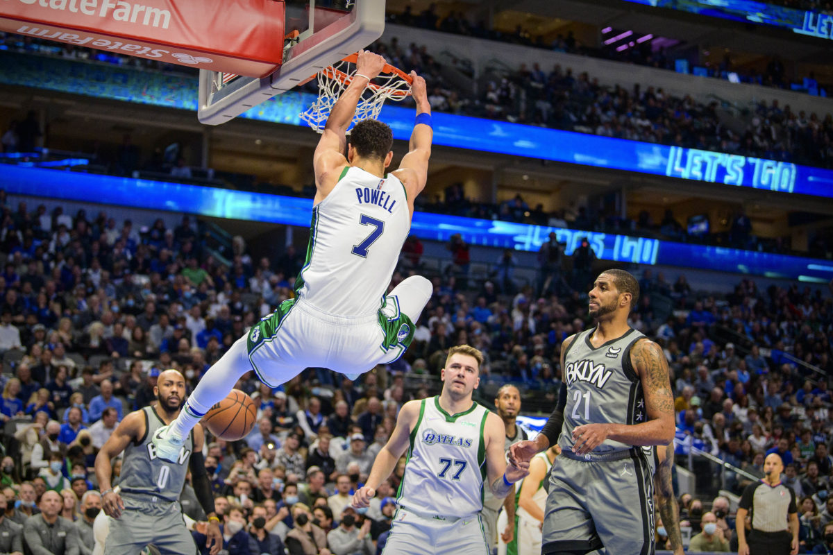 Offensive woes grow more apparent in Dallas' third straight loss