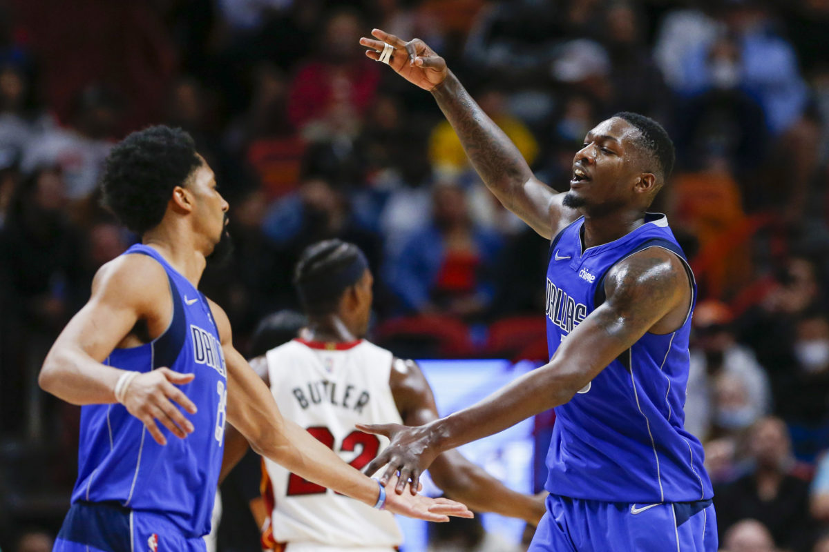 Mavericks: The late-stretch run is about staying cool when things get hard