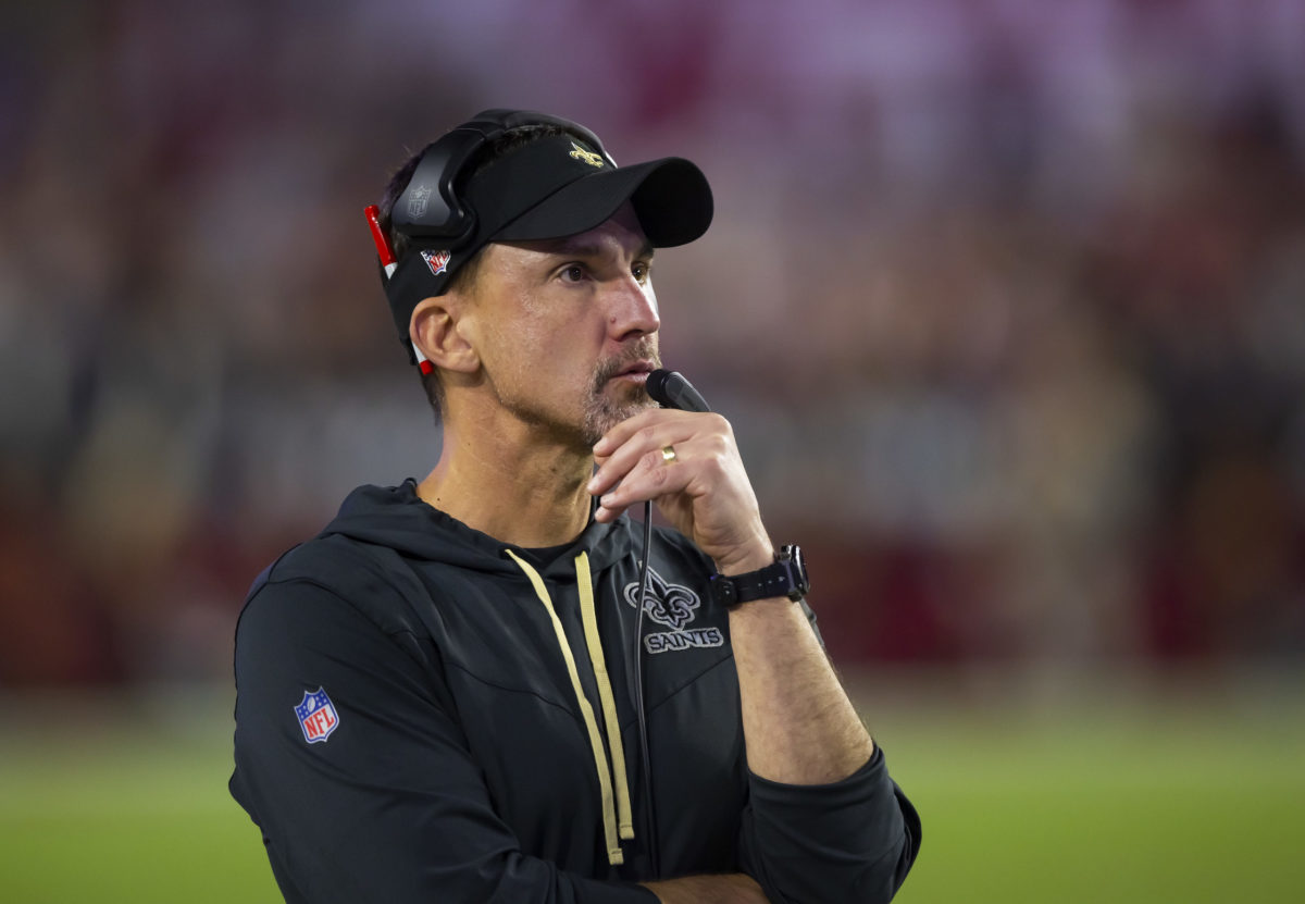 Saints' star very upset with coaching staff during game