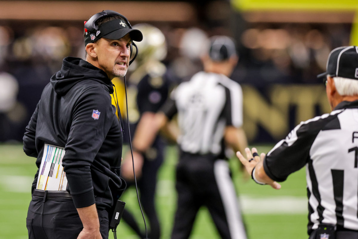 Refs make life on the Saints harder by helping another NFC South team