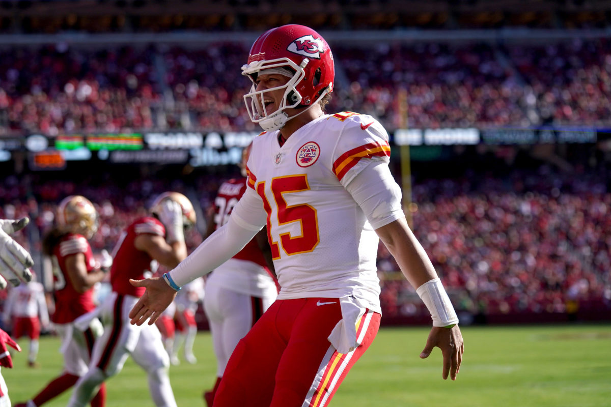 Chiefs: Patrick Mahomes tops two of the greatest to ever do it after ...